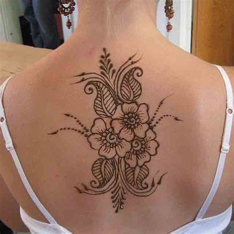 Stunning Lower Back Tattoos for Women: Ideas & Inspiration - CGS Connect